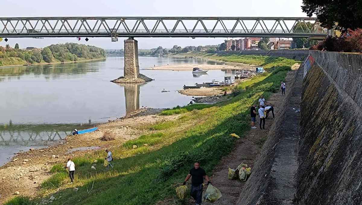 KP “Gradska Čistoća” i MK organizacija “Partner” u akciji uređenja ...