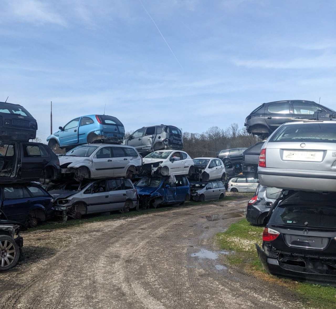UIO BiH: Oduzeta veća količina polovnih automobila i autodijelova na ...