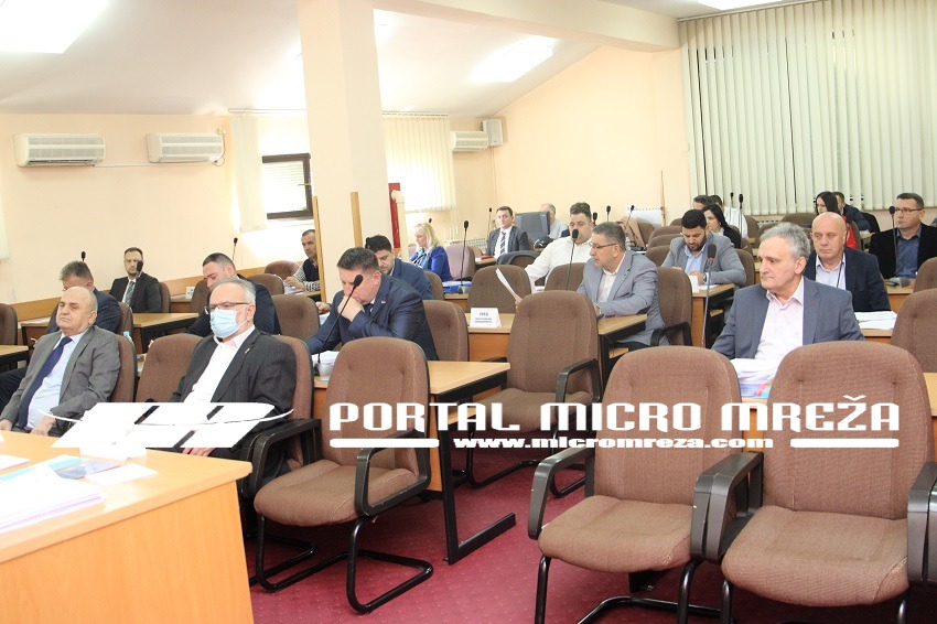 "Posljednje" prestrojavanje na političkom nebu u Gradišci - Micro Mreža